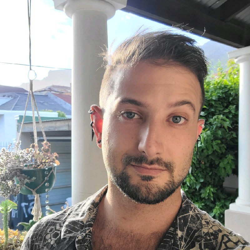 Ryan James Noble | Full stack blockchain developer. Multi-disciplinary background in DeSci ...